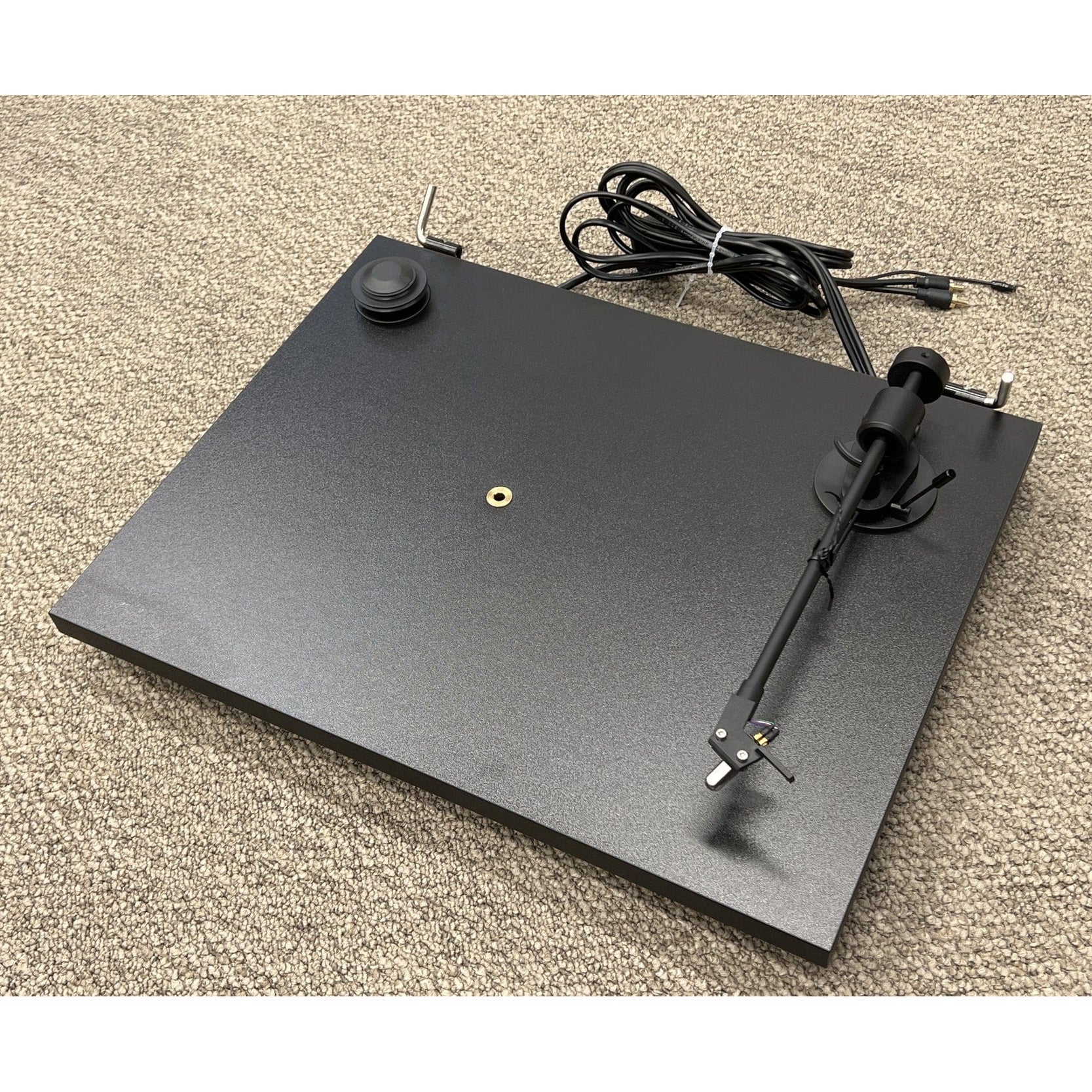 Pro-Ject Primary E Turntable with OM Cartridge - Open Box | CHT Solutions